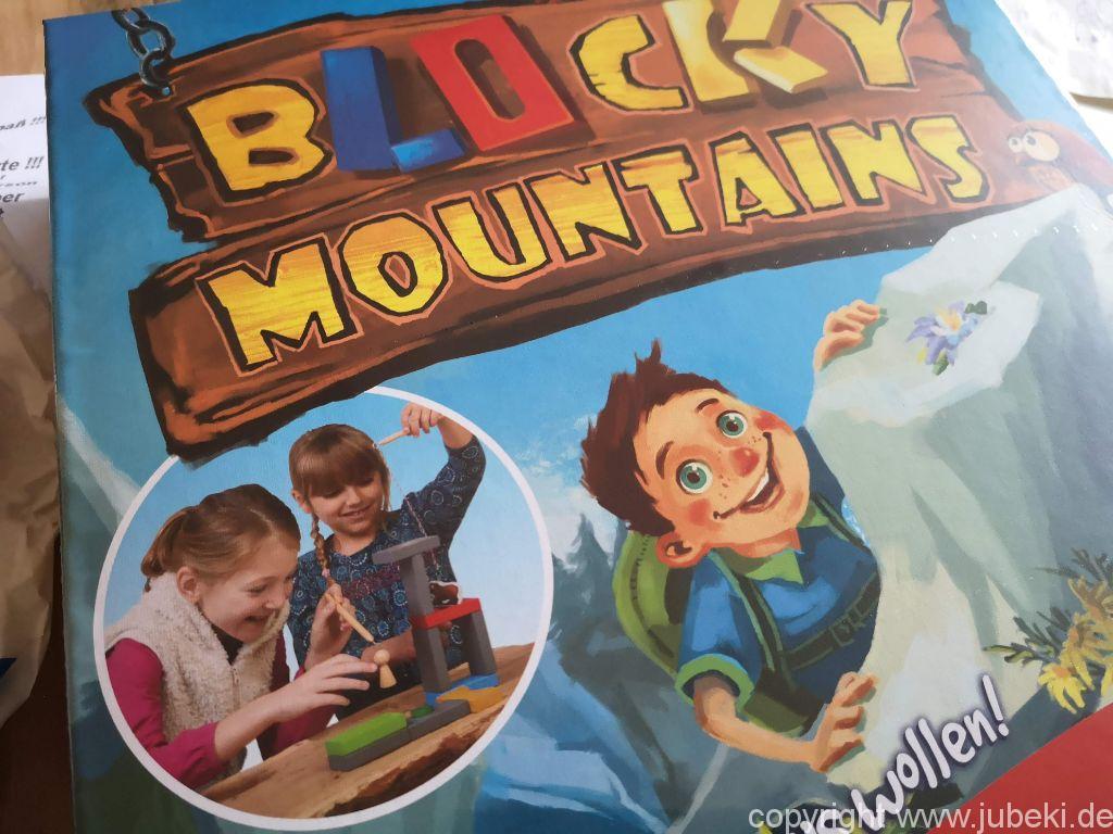 Blocky Mountains - ein Spiel mit mehreren Schwierigkeitsstufen - Werbung!